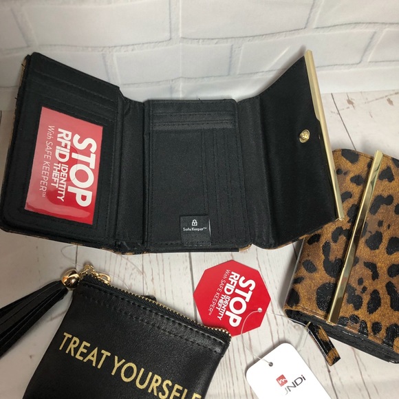 mundi | Bags | Rfid Trifold Leather Wallet By Mundi | Poshmark